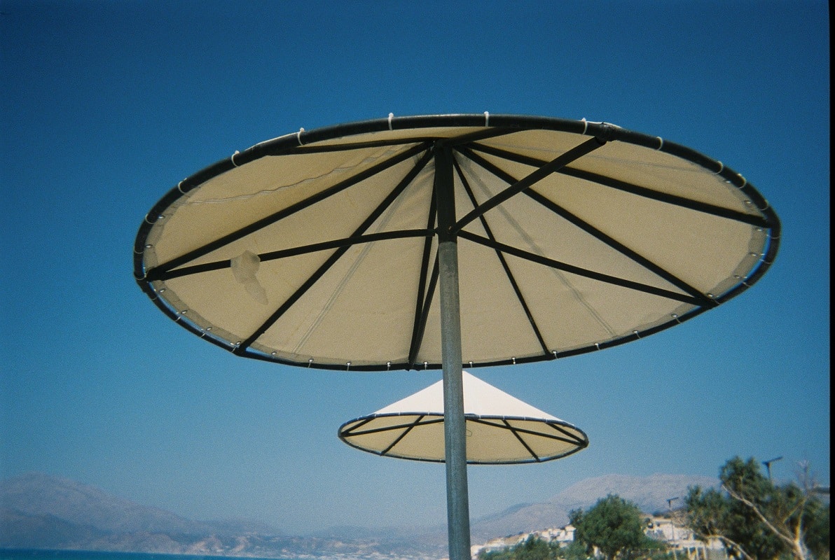 Les différents types de parasols pour votre terrasse ou balcon ...